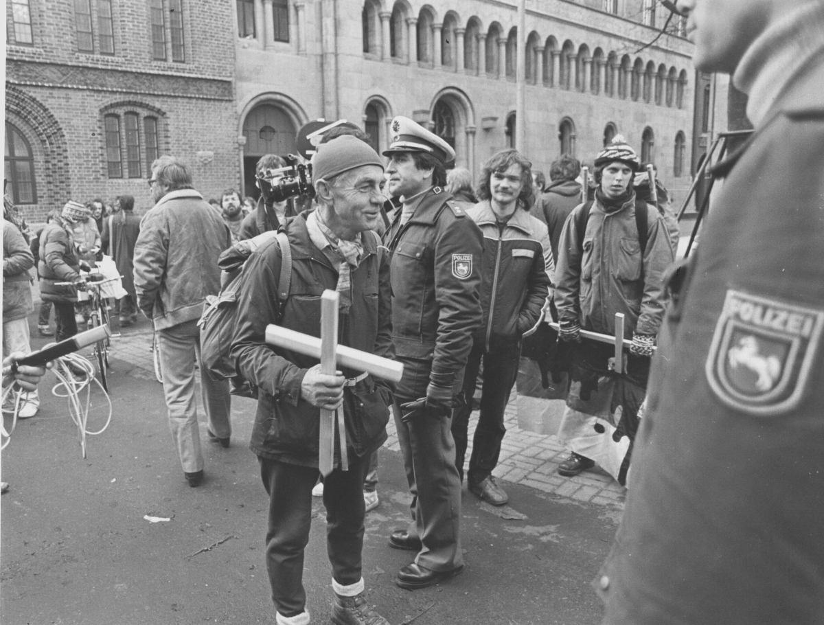 „Albrecht, wir kommen wieder“: Erst 10, dann 100, dann 1.000 – die ...